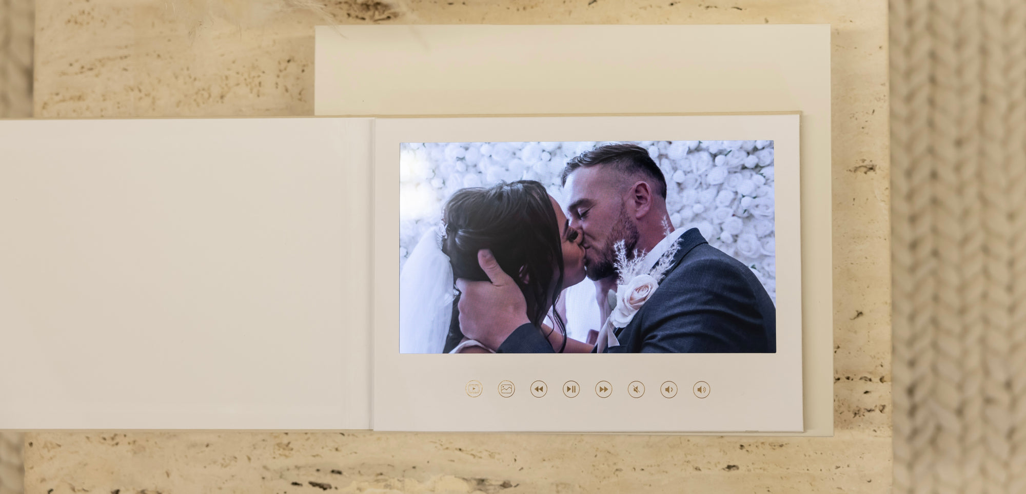 The Visual Book: Memory Preservation with Video Books & Audio Greeting ...